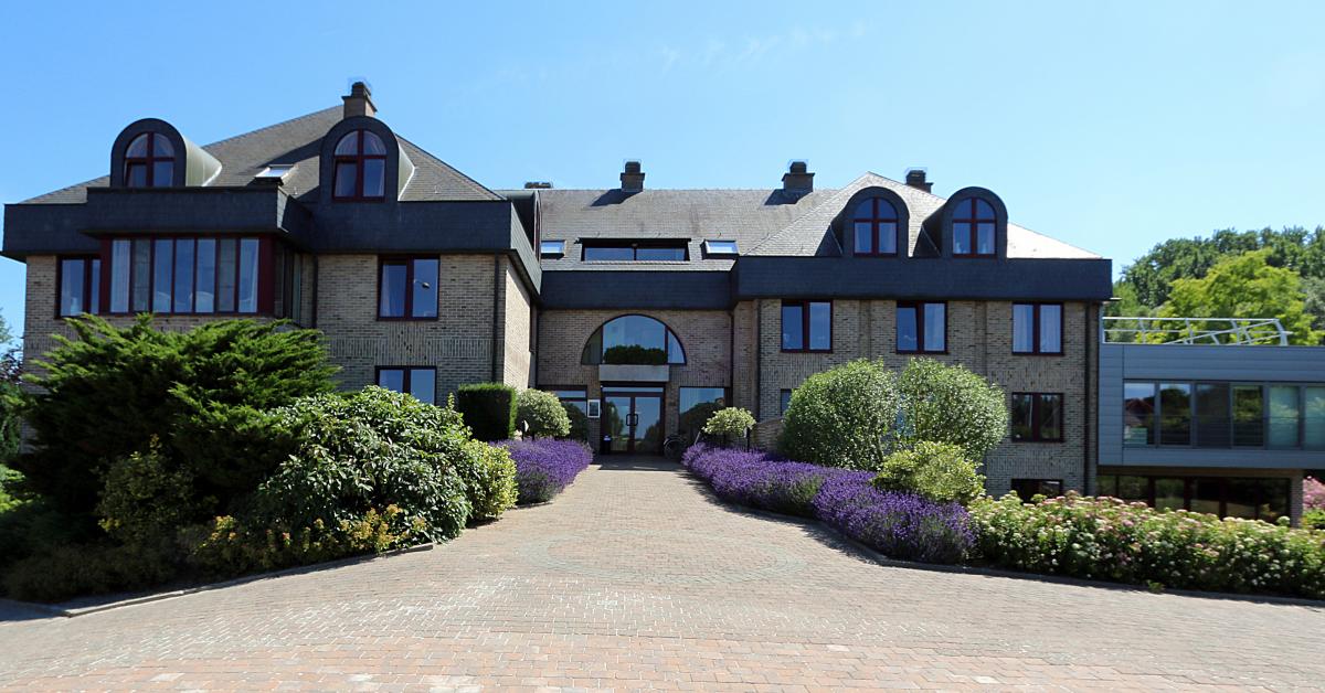Home Stuyvenberg • woonzorgcentrum (rusthuis) in Herzele • Woonzorgweb