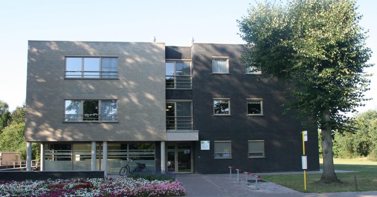 Serviceflatgebouw De Lier • serviceflat(s)/assistentiewoning(en) te ...